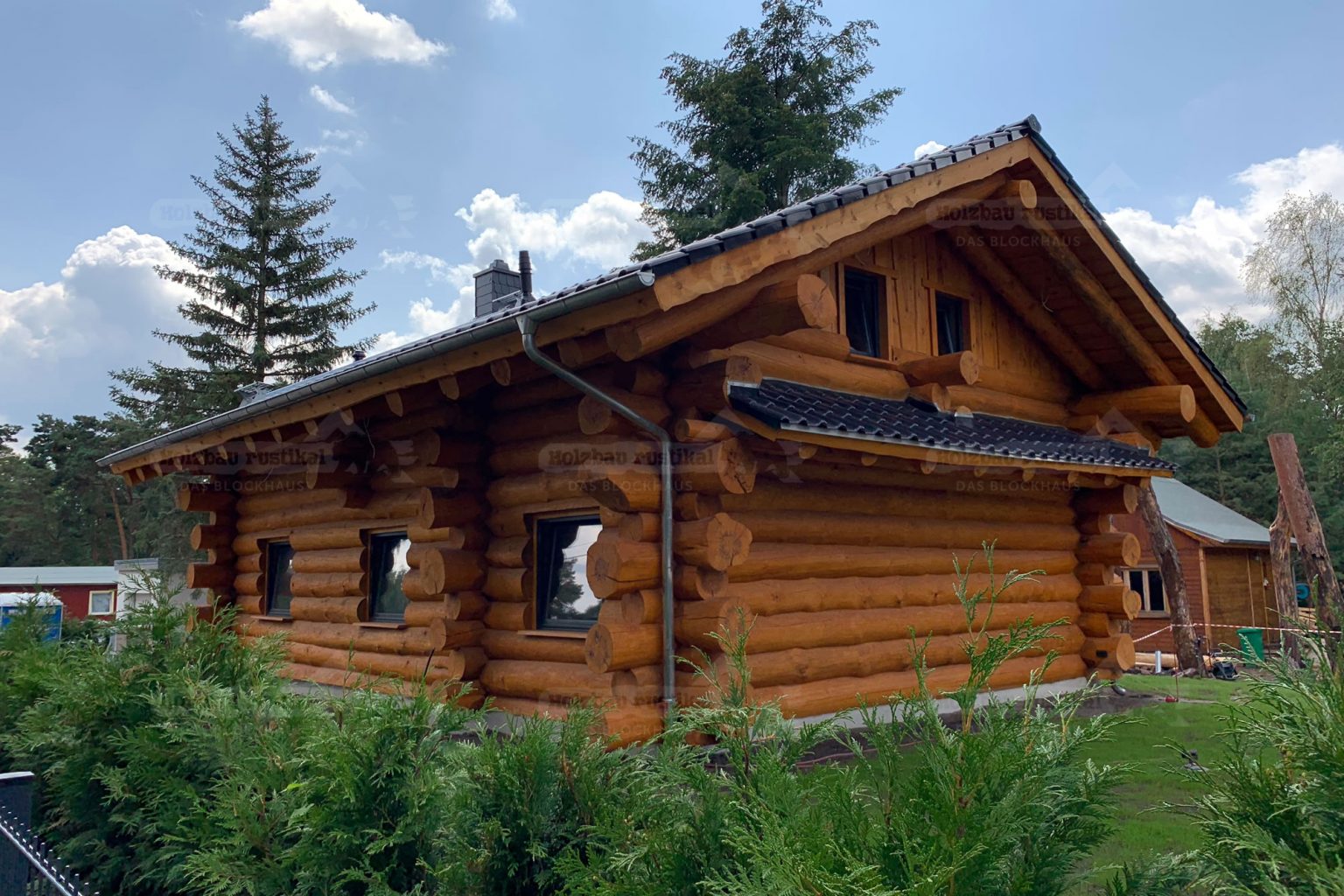 Wohn-Blockhäuser - Holzbau Rustikal